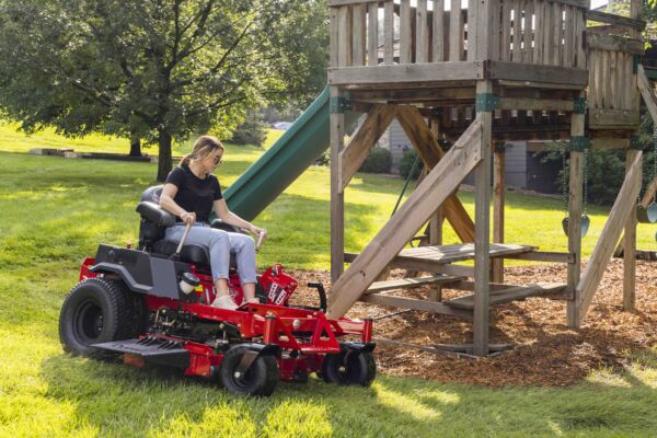 Country Clipper Zero-Turn Mowers