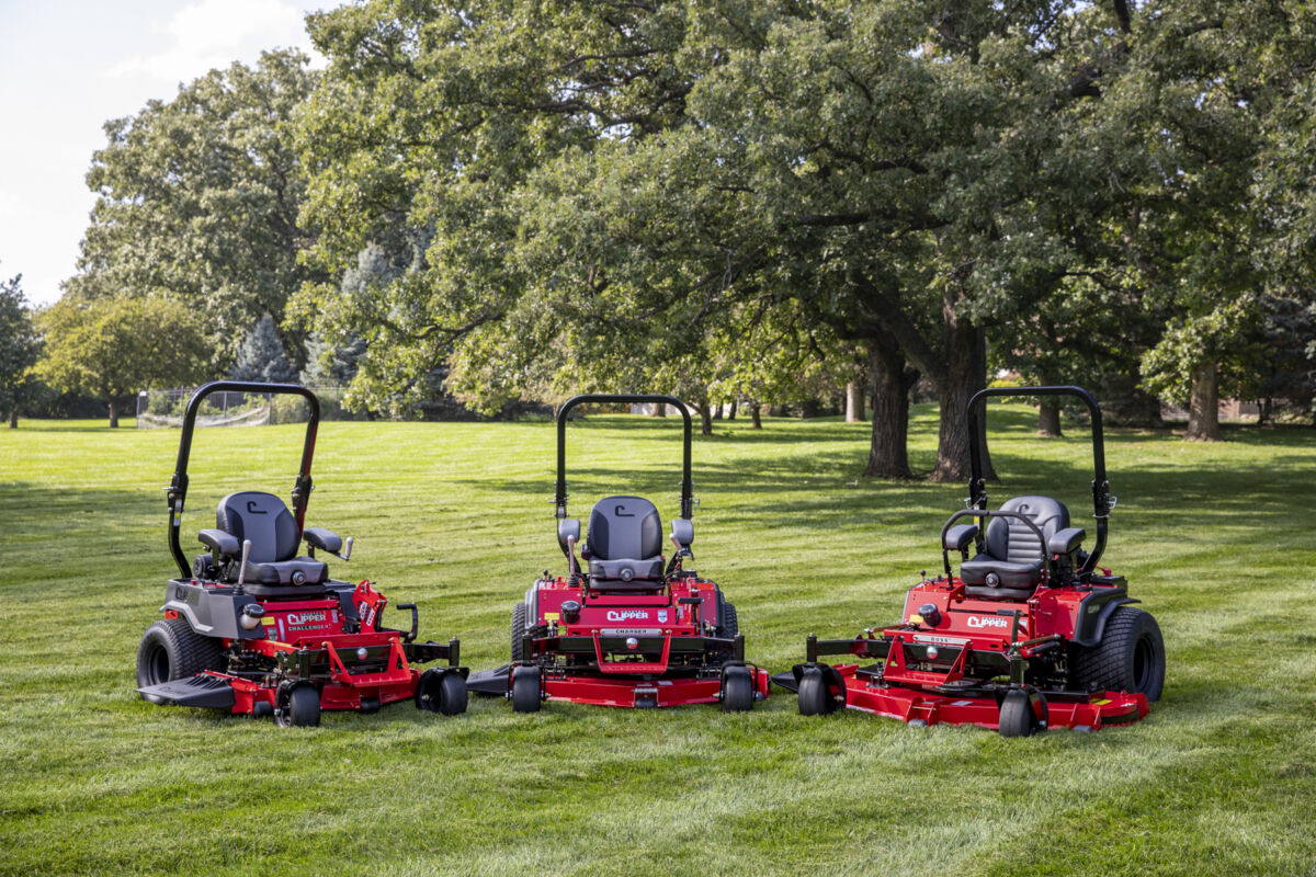 Country Clipper Zero-Turn Mowers
