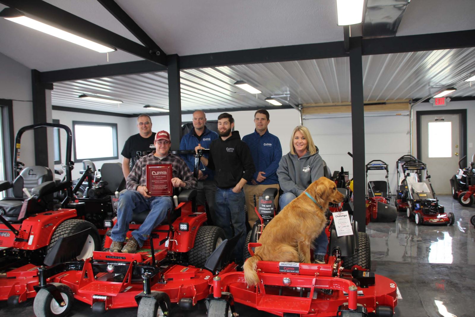 Maryville Outdoor Earns Country Clipper Top Dealer Award for 6th year ...